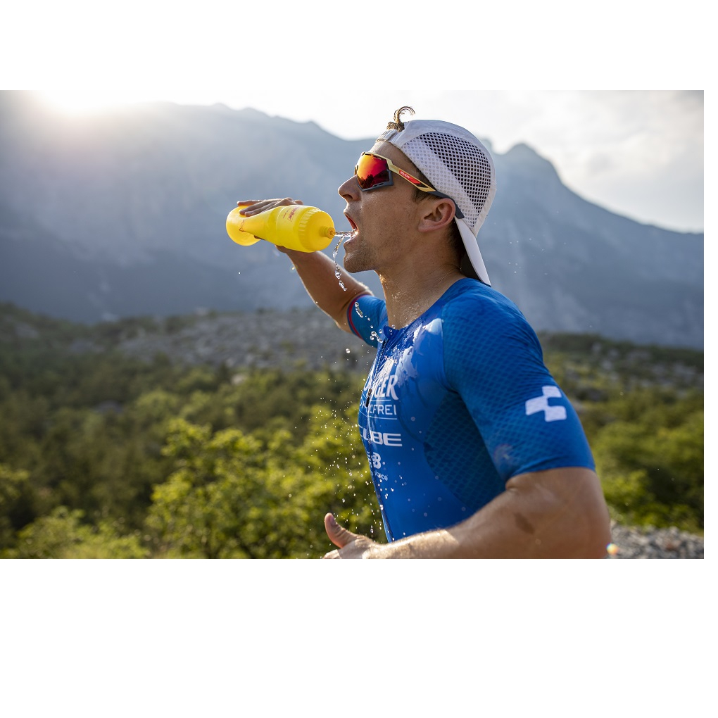 PowerBar Lata IsoActive Limón 1.320gr | Vicsports Distribuidor